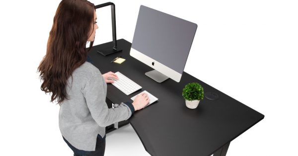 UpLift V2 Standing Desk Review - Experts Review